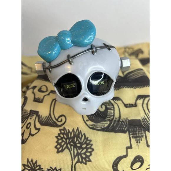monster high | Toys | Monster High Fortune Skull Rare Hard To Find ...